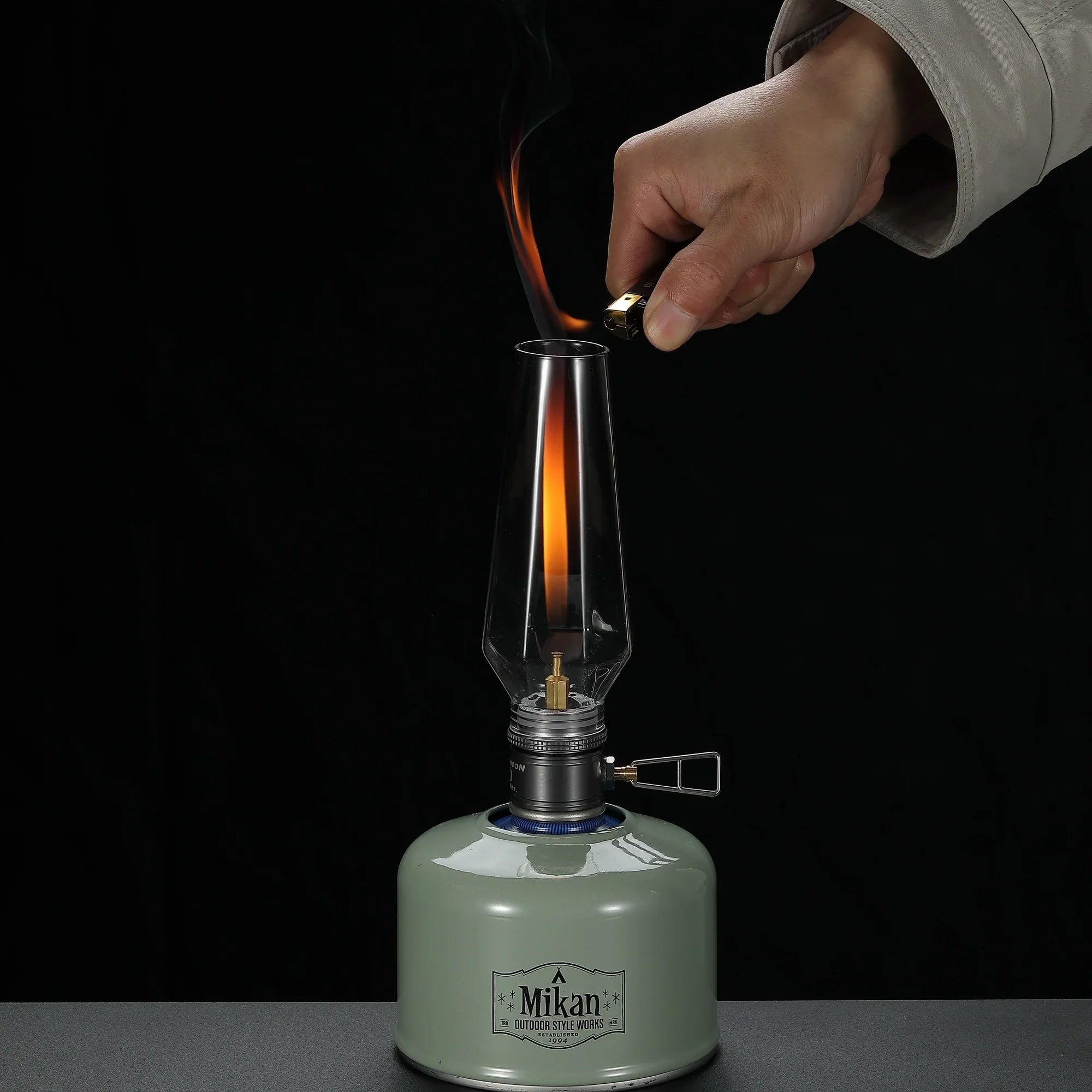 Top 3 Best Affordable Candle Lanterns for Camping | Campingmoon